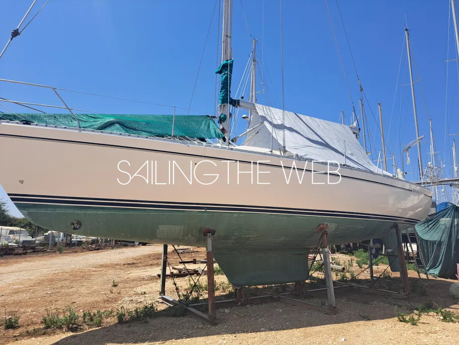 Moody 44 : STW000392 : la fiche technique de SailingTheWeb